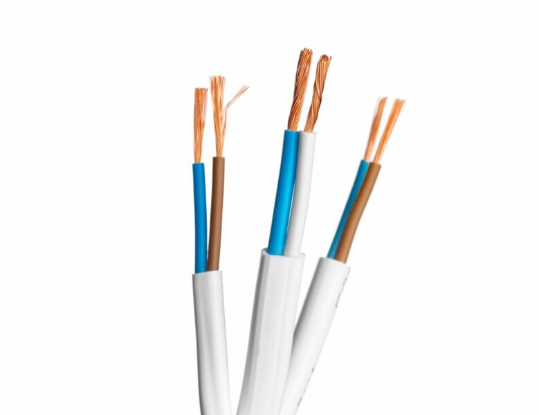 Couleurs des fils électriques : phase et neutre