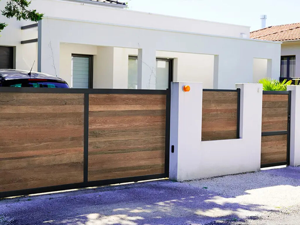 Le portail coulissant composite : durable et facile d’entretien pour ...